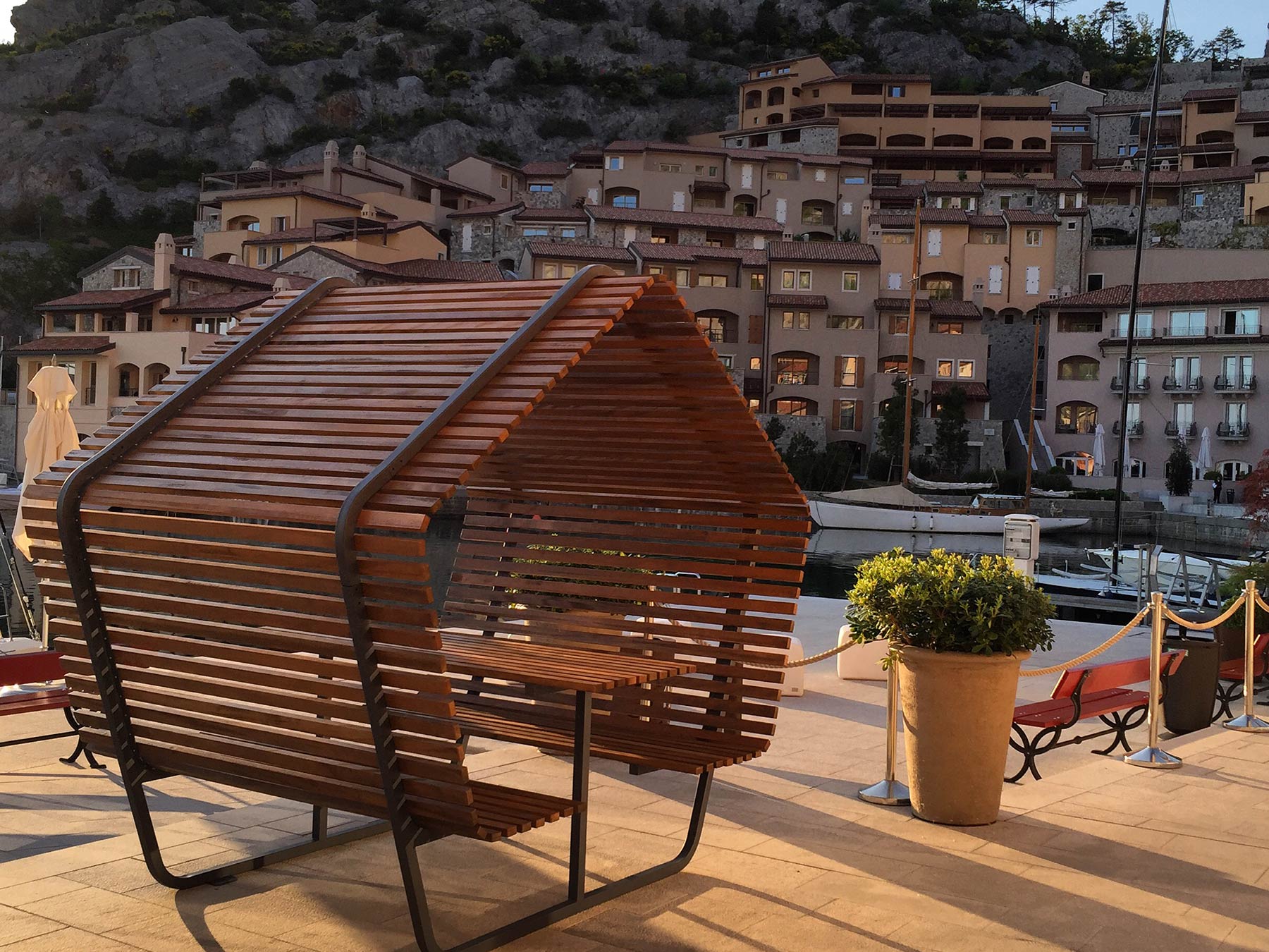 Urban Shelter Table Setting - The Italian Lab Australia
